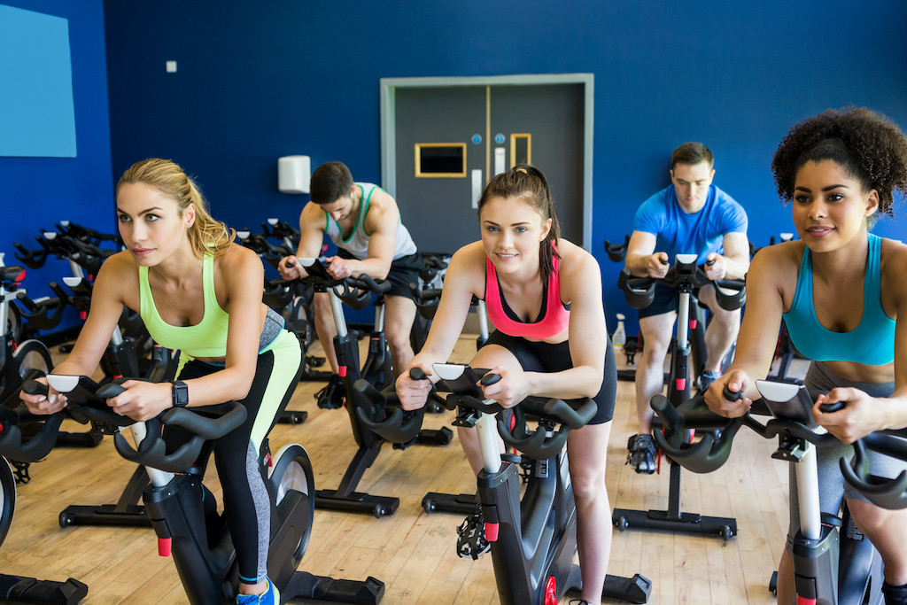 What are the advantages and disadvantages of a spinning bike workout ...
