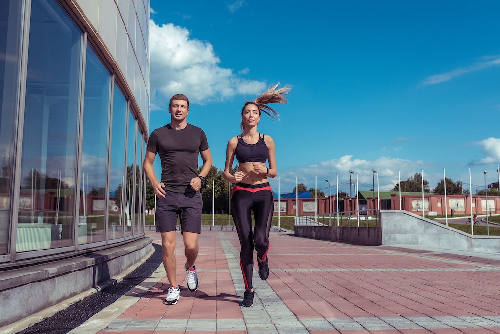 How to Breathe While Running: 5 Tips to Try | 30 Day Fitness Challenge
