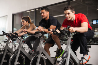 What are the advantages and disadvantages of a spinning bike workout ...